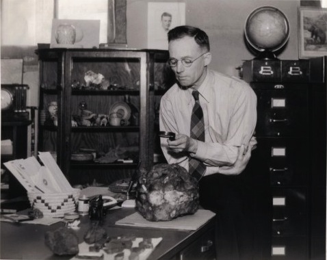 Apply for the Nininger Meteorite Award – Buseck Center for Meteorite ...